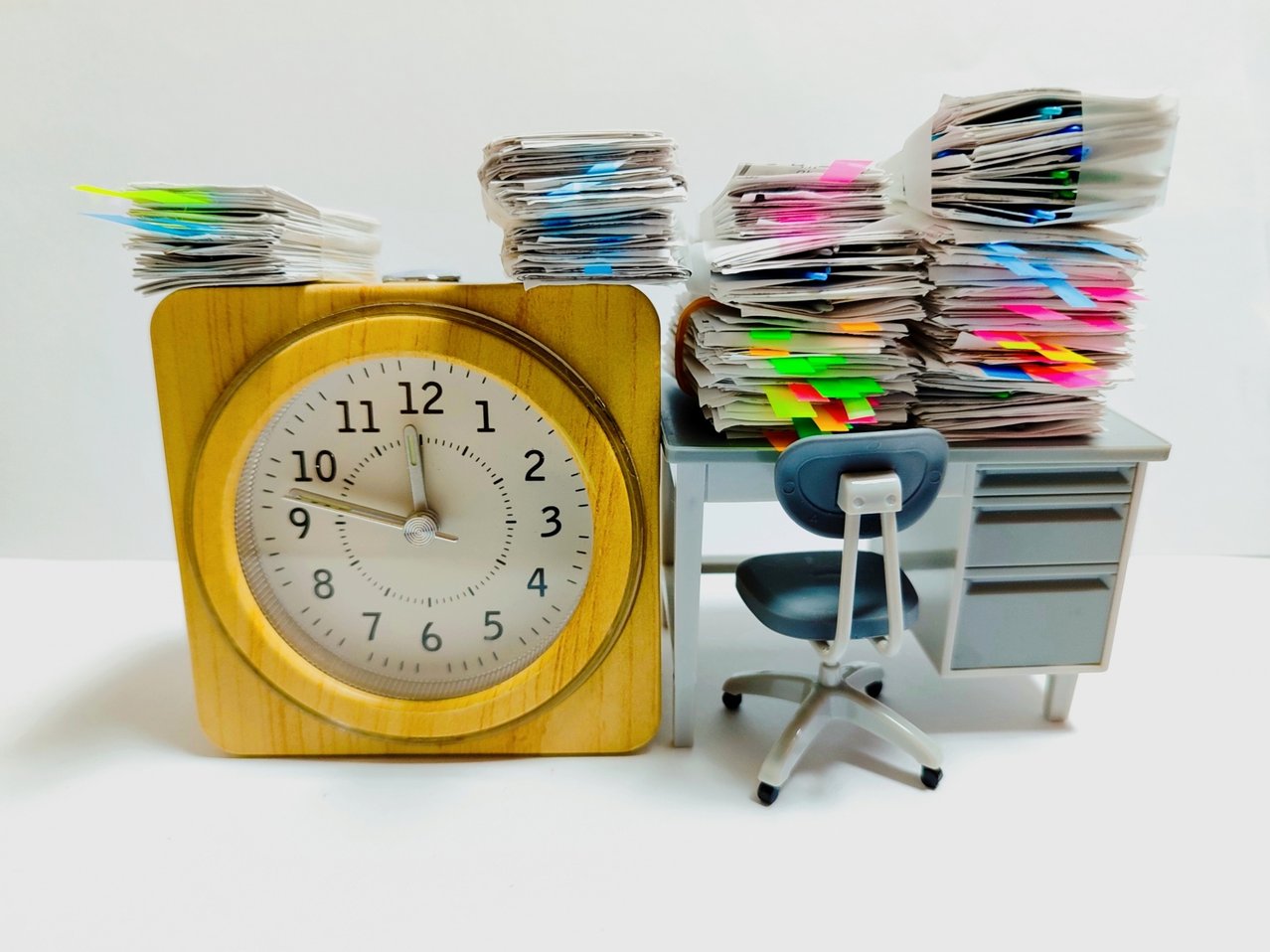 【2024年最新版】ITツールに不安がある人でも安心！cyzenを使った残業削減と業務効率化の方法